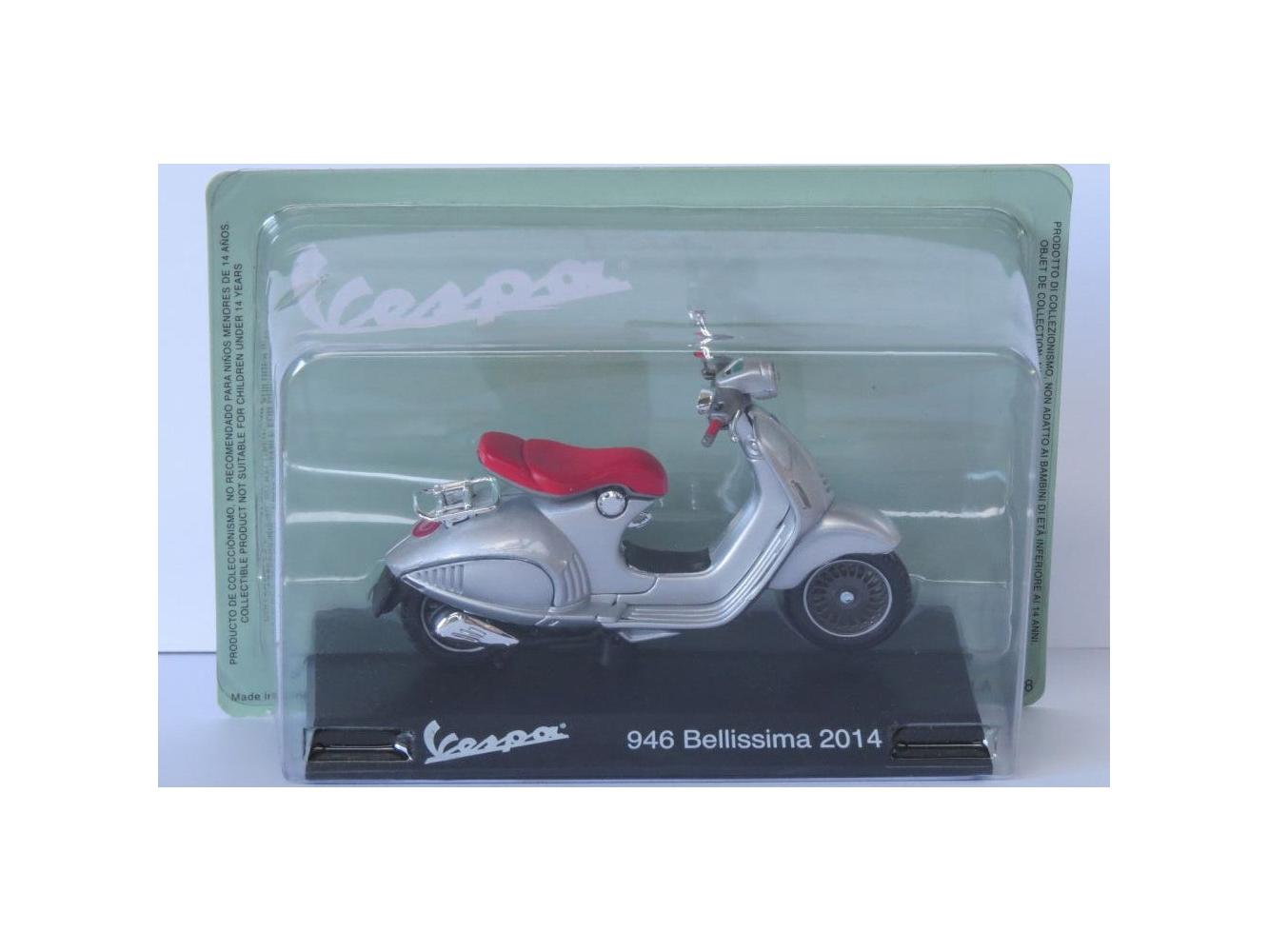 Vespa 946 Bellisima 2014 silver 1:18 Diecast Model Scooter